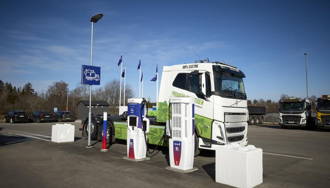 Ny laddstation för tung trafik invigd i Lidköping | INFRASTRUKTURnyheter.se