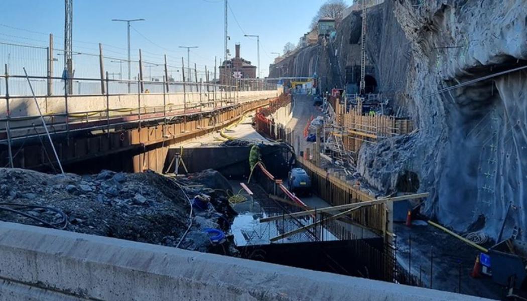 Den nya bron till Slussen har börjat byggas | INFRASTRUKTURnyheter.se